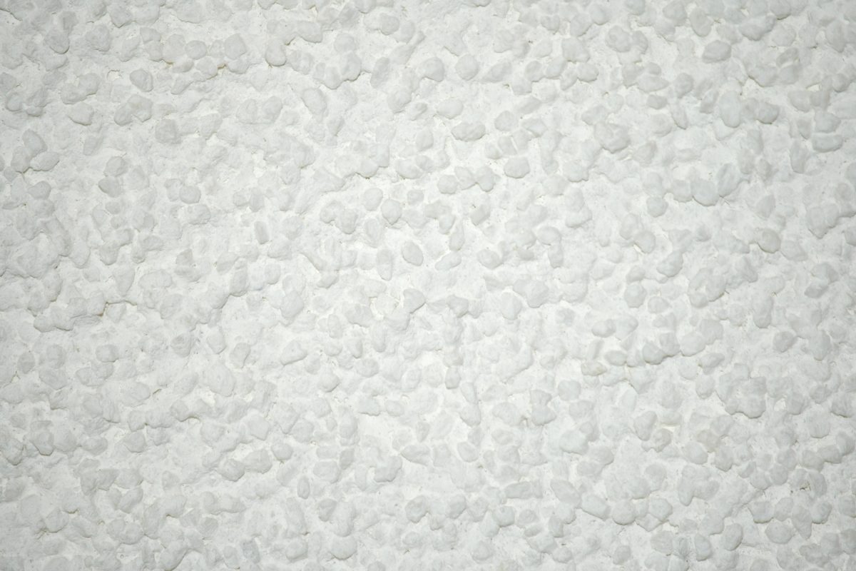 Warm white colored subtle grain plastered wall - PatternPictures