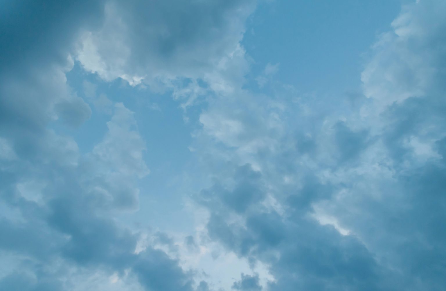 Sky and clouds light blue subtle background - PatternPictures